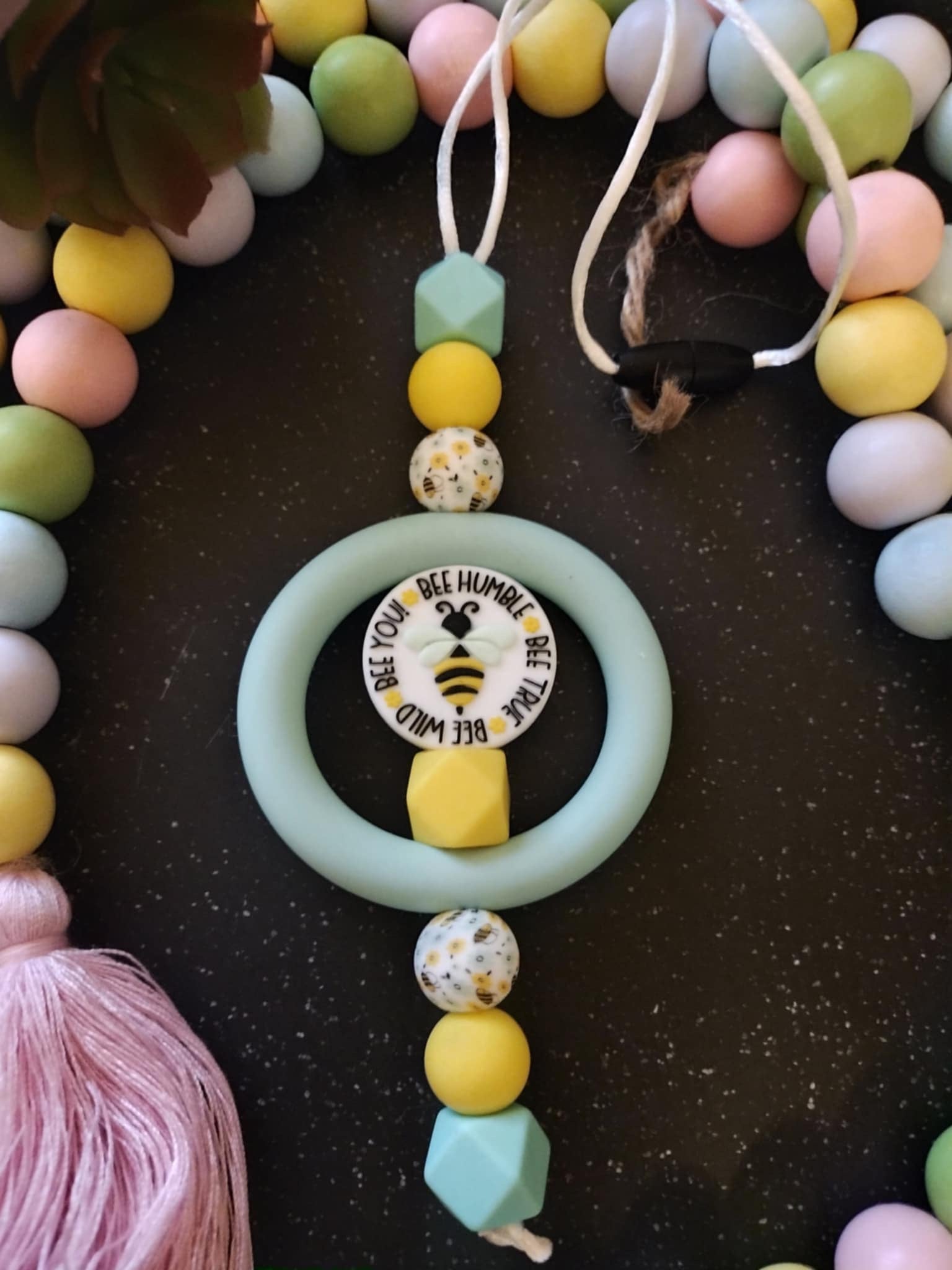 Bee Humble – The Lazy Mango